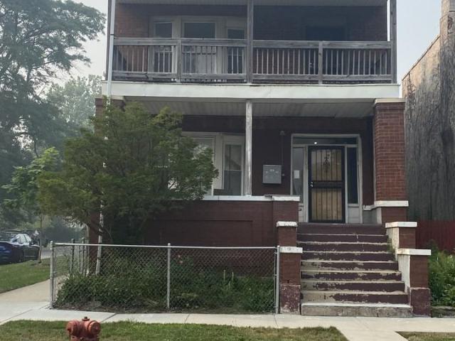 3 Bedroom Apartment for Rent at 2704 E 77th St Unit 2, Chicago, IL 60649 South Shore