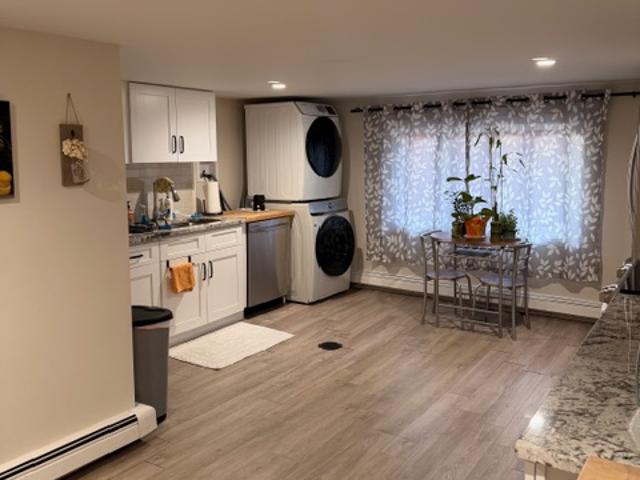3 Bedroom Apartment for Rent at 2711 South Pierce Street, Denver, CO 80227 Bear Valley