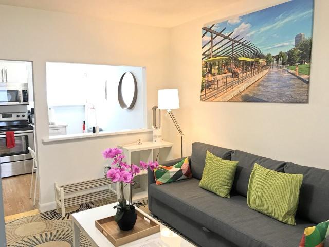 3 Bedroom Apartment for Rent at 287 Dorchester St #3, Boston, MA 02127 D Street West Broadway