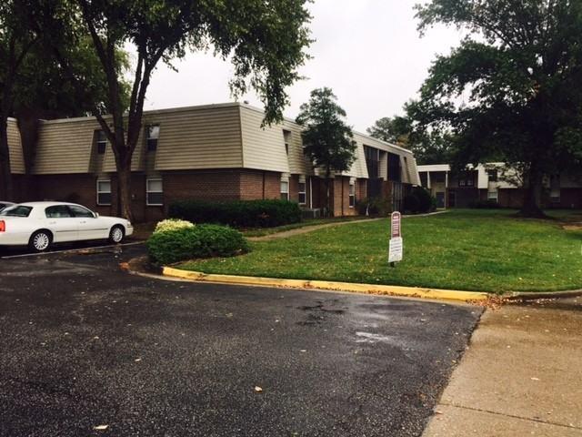 3 Bedroom Apartment for Rent at 28 Sarah Ct, Newport News, VA 23606 Boulevard