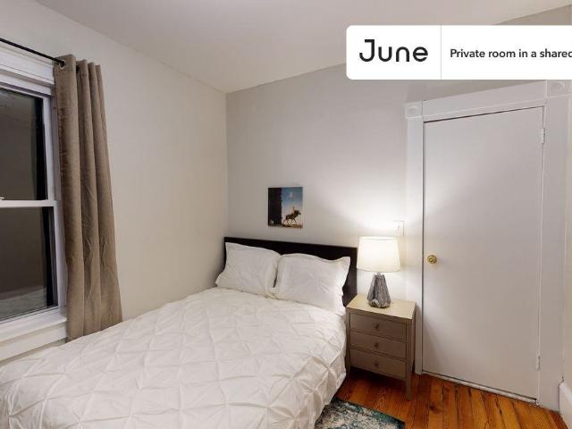 3 Bedroom Apartment for Rent at 29 Craigie St #C, Somerville, MA 02143 Spring Hill