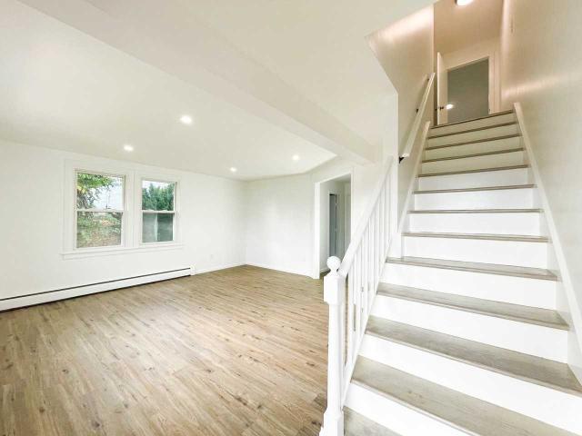 3 Bedroom Apartment for Rent at 200 Cook Hill Rd, Wallingford, CT 06492