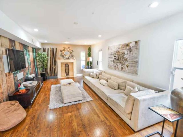 3 Bedroom Apartment for Rent at 200 Ne 16th Ave #1369656P, Fort Lauderdale, FL 33301 Victoria Park
