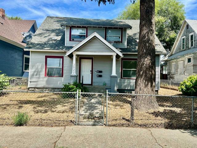 3 Bedroom Apartment for Rent at 2022 W Dean Ave, Spokane, WA 99201 West Central