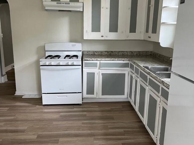 3 Bedroom Apartment for Rent at 2026 W 100th St, Cleveland, OH 44102 Cudell