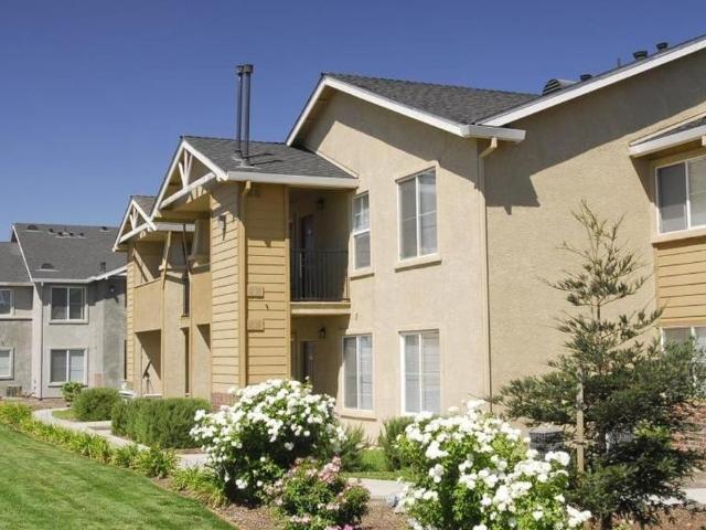 3 Bedroom Apartment for Rent at 2101 Zurlo Way, Sacramento, CA 95835