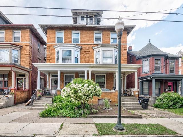 3 Bedroom Apartment for Rent at 2116 N 3rd St #4, Harrisburg, PA 17110 Uptown