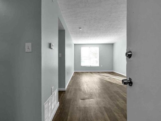 3 Bedroom Apartment for Rent at 2200 Walford Ln, Columbus, OH 43224 Maize Morse