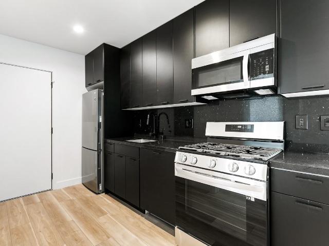 3 Bedroom Apartment for Rent at 221 Lucas Avenue #1, Los Angeles, CA 90026 Westlake