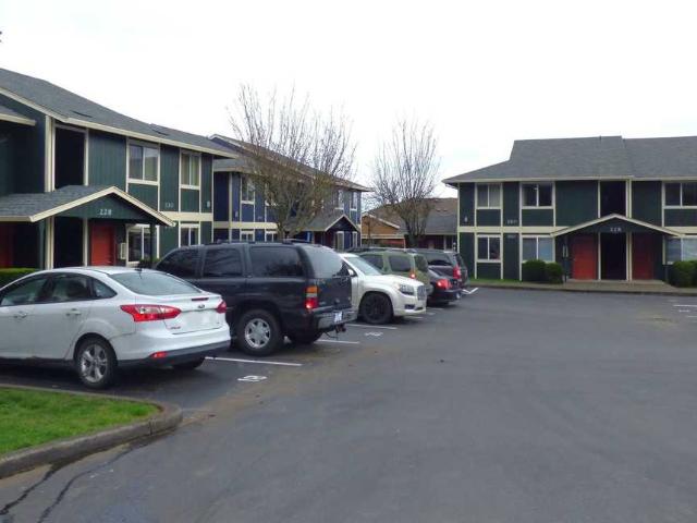 3 Bedroom Apartment for Rent at 228 Stoneway Dr Nw #250, Salem, OR 97304 West Salem