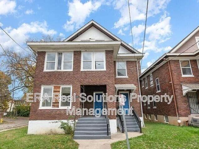 3 Bedroom Apartment for Rent at 3564 Estes Pl #2, Cincinnati, OH 45229 Avondale