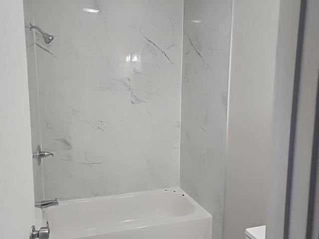 3 Bedroom Apartment for Rent at 36 Whitmore St Apt 2w #2W, Hartford, CT 06114 Barry Square