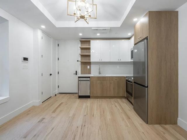 3 Bedroom Apartment for Rent at 376 Montgomery Street #4, New York, NY 11225 Crown Heights