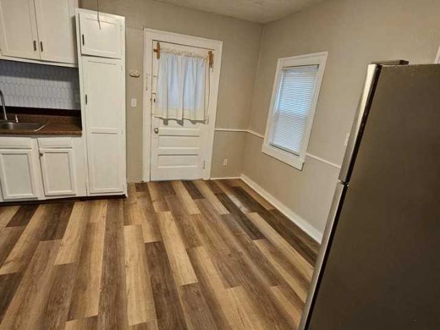 3 Bedroom Apartment for Rent at 3811 John Ave #1, Cleveland, OH 44113 Ohio City