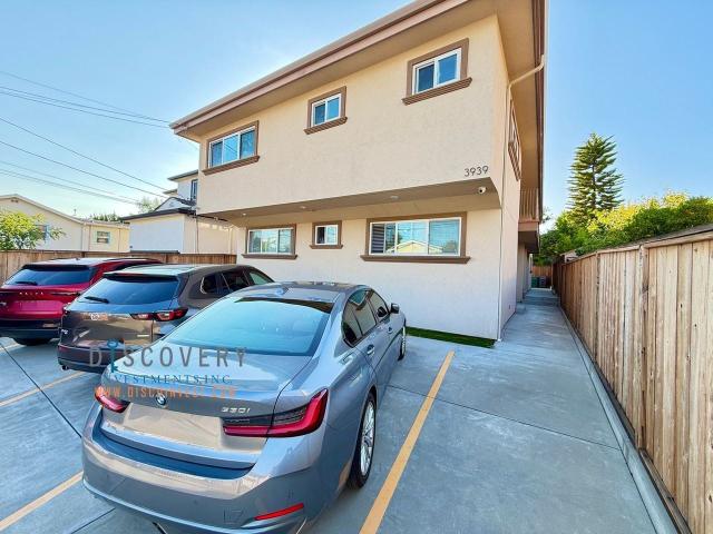 3 Bedroom Apartment for Rent at 3939 Midvale Ave, Oakland, CA 94602 Dimond