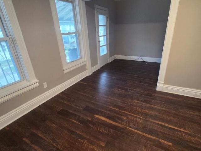 3 Bedroom Apartment for Rent at 398 Dearborn St #2, Buffalo, NY 14207 Black Rock