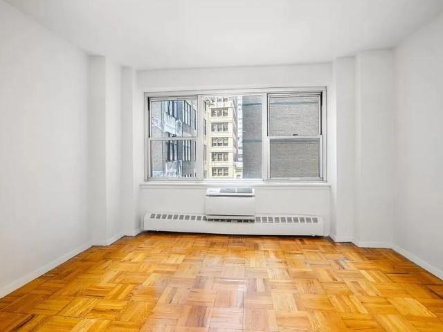 3 Bedroom Apartment for Rent at 300 E 46th St #3E, New York, NY 10017 Midtown East