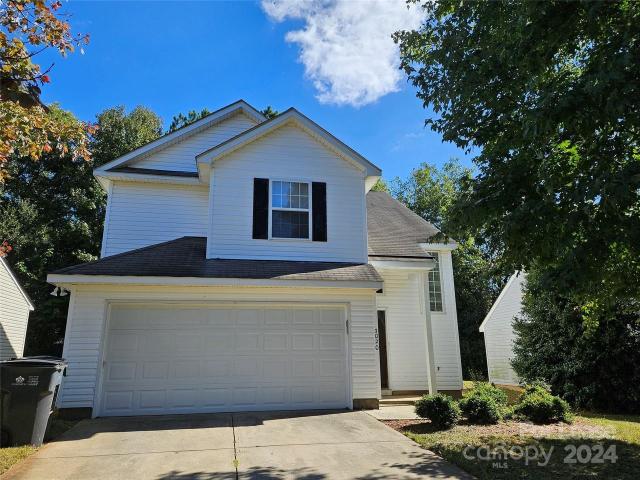 3 Bedroom Apartment for Rent at 3020 Fairglen Rd, Charlotte, NC 28269 Derita Statesville