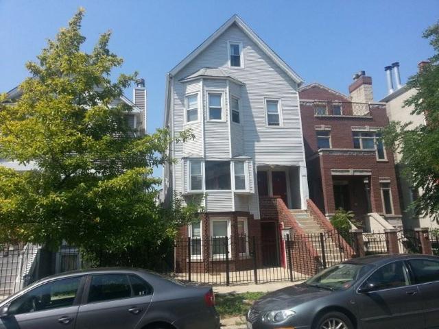 3 Bedroom Apartment for Rent at 3040 N Greenview Ave #3F, Chicago, IL 60657 Lakeview