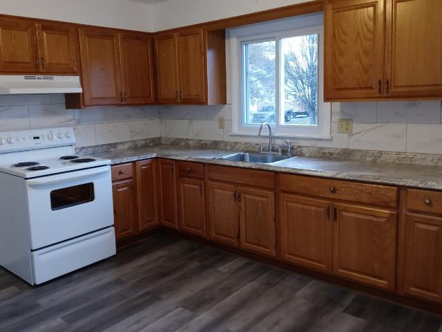 3 Bedroom Apartment for Rent at 3 Saybrook Dr #A, Latham, NY 12110