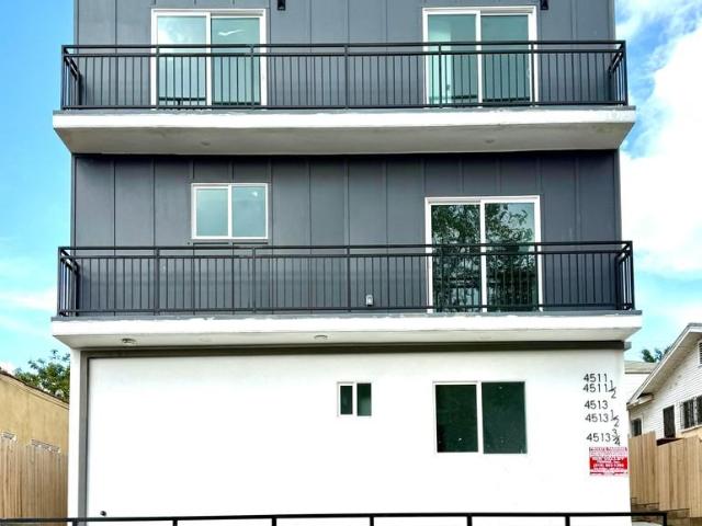3 Bedroom Apartment for Rent at 4511 Rosewood Ave #1, Los Angeles, CA 90004 Wilshire Center Koreatown