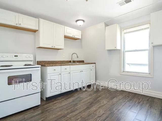 3 Bedroom Apartment for Rent at 458 Weir St #5, Taunton, MA 02780