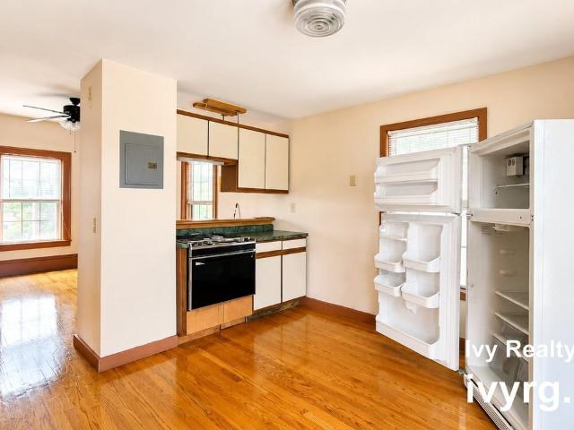 3 Bedroom Apartment for Rent at 45 Nashua St #2, Woburn, MA 01801 Downtown Woburn