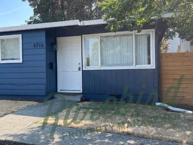 3 Bedroom Apartment for Rent at 4716 Se 83rd Ave, Portland, OR 97266 Lents