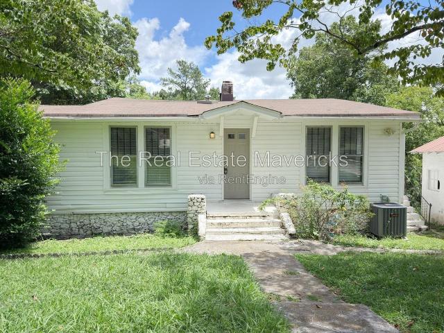 3 Bedroom Apartment for Rent at 404 N Seminole Dr, Chattanooga, TN 37411 Brainerd
