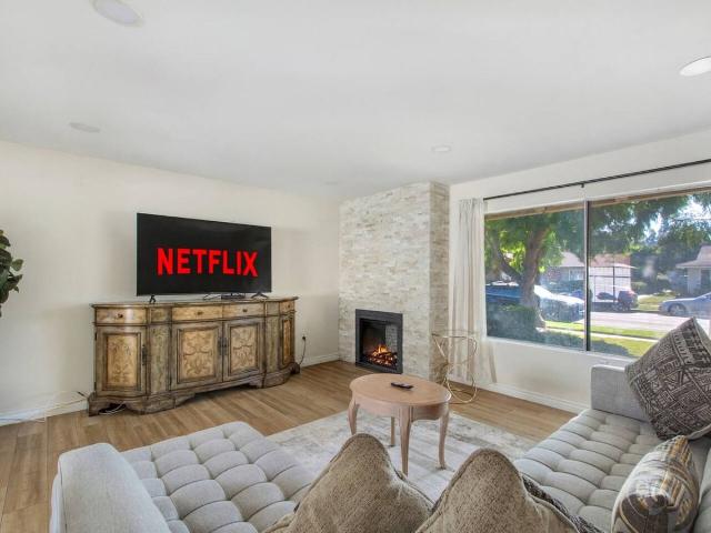 3 Bedroom Apartment for Rent at 405 Nobel Ave #A, Santa Ana, CA 92707 Sandpointe