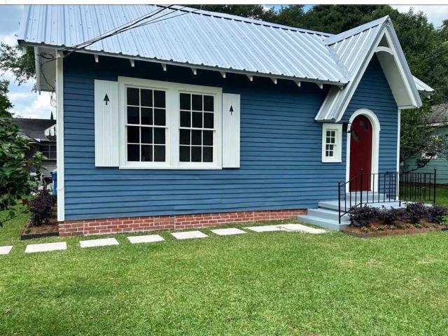 3 Bedroom Apartment for Rent at 426 Bellevue St, Lafayette, LA 70506