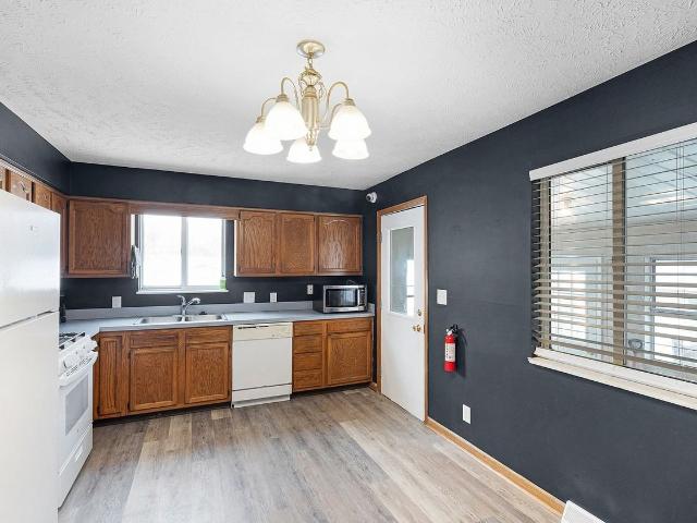 3 Bedroom Apartment for Rent at 4304 Walter Ave, Parma, OH 44134 Parma