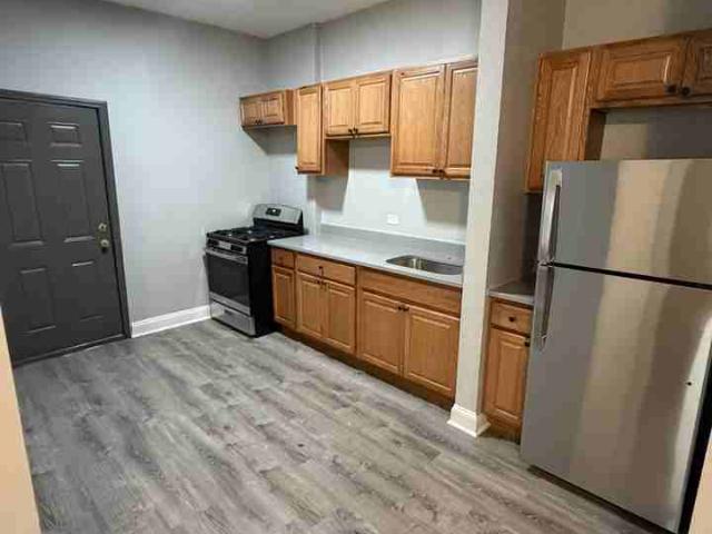 3 Bedroom Apartment for Rent at 6930 S Wabash Ave #1, Chicago, IL 60637 Grand Crossing