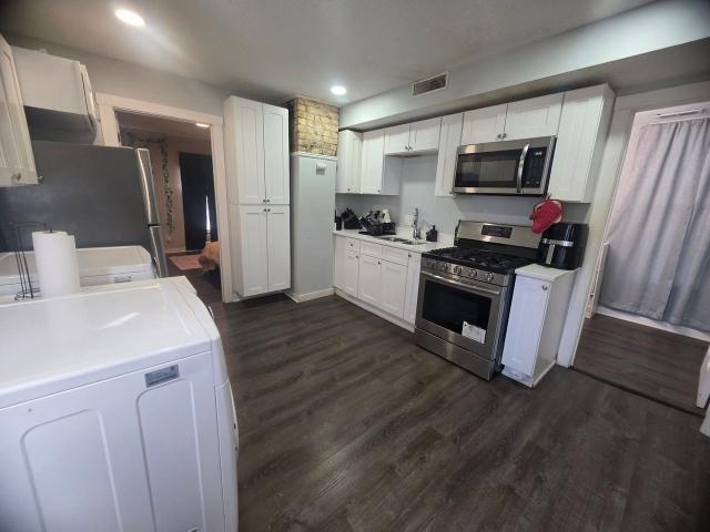 3 Bedroom Apartment for Rent at 626 Taylor St Ne, Minneapolis, MN 55413 Beltrami