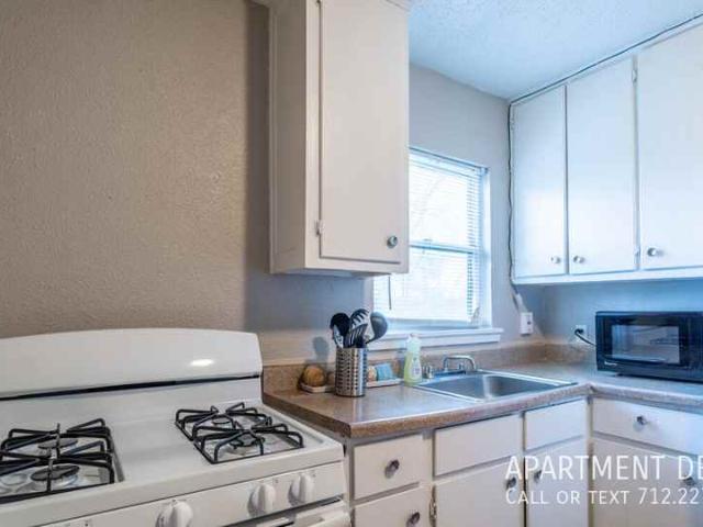 3 Bedroom Apartment for Rent at 7437 Southway Dr #3507, Houston, TX 77087 Golfcrest