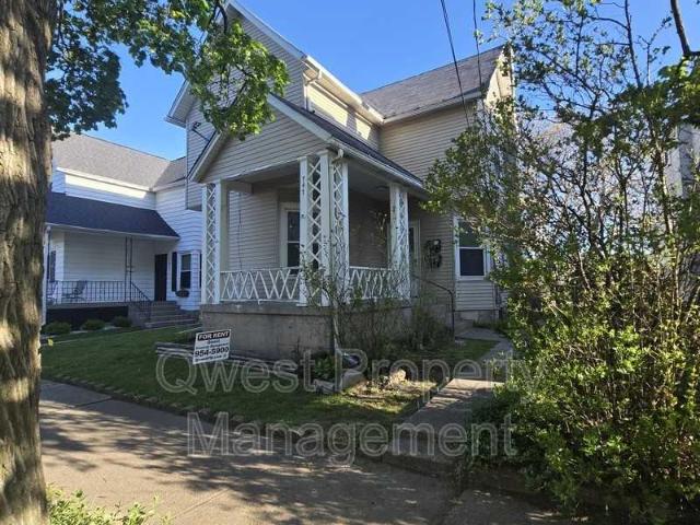 3 Bedroom Apartment for Rent at 747 1st St Nw #1, Grand Rapids, MI 49504 West Grand