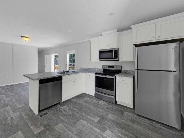 3 Bedroom Apartment for Rent at 703 Dale Pl #B, Fort Walton Beach, FL 32547