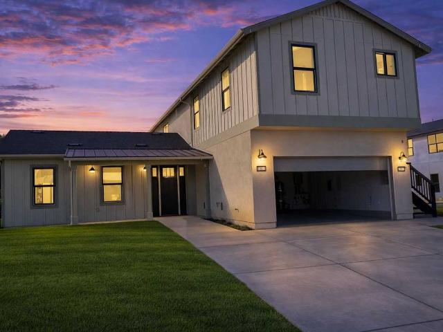 3 Bedroom Apartment for Rent at 705 Passion Ct #01, Vista, CA 92083 Vista
