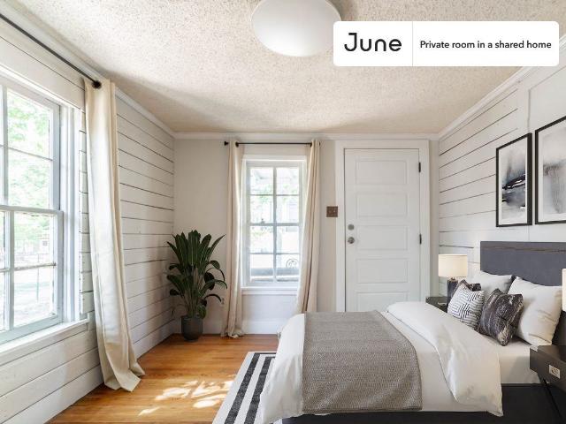 3 Bedroom Apartment for Rent at 710 W Monroe St #A, Austin, TX 78704 Bouldin Creek