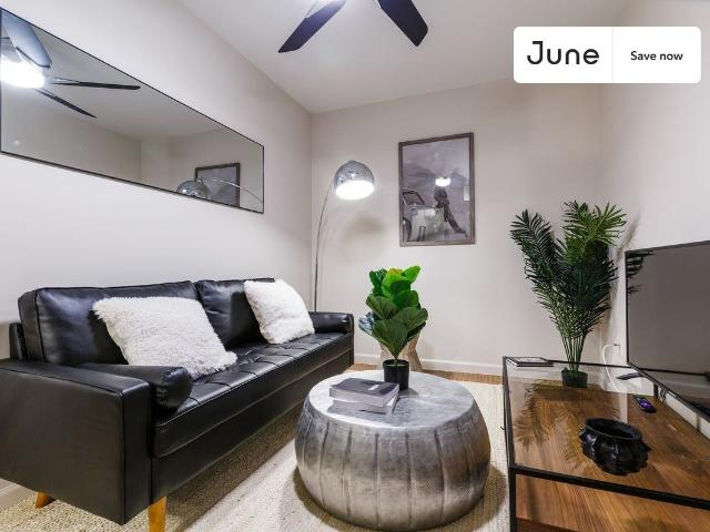 3 Bedroom Apartment for Rent at 7 Eldridge St #1, New York, NY 10002 Chinatown