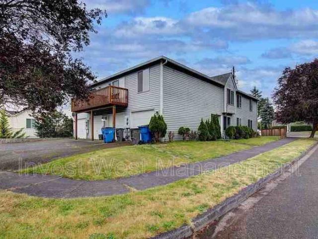 3 Bedroom Apartment for Rent at 8601 Necircle #D, Vancouver, WA 98662