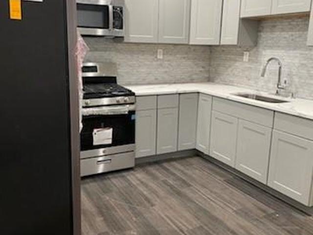 3 Bedroom Apartment for Rent at 8628 South Marshfield Avenue #1, Chicago, IL 60620 Auburn Gresham