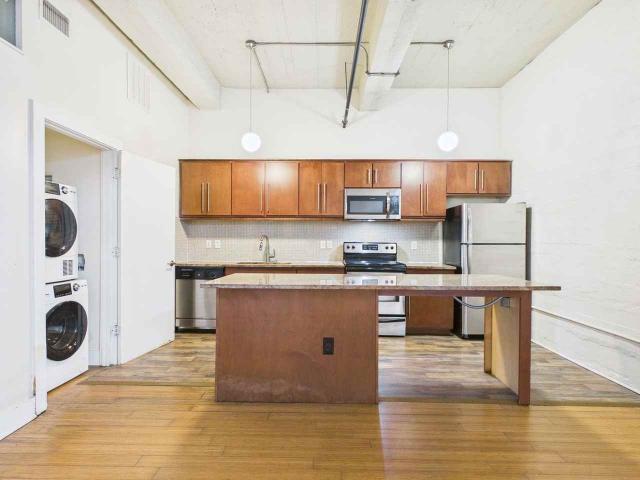 3 Bedroom Apartment for Rent at 815 Perry St #113, Richmond, VA 23224 Manchester