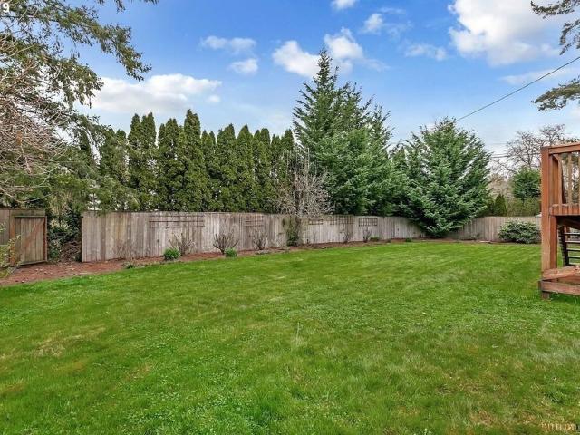 3 Bedroom Apartment for Rent at 8205 Sw Laurel St, Raleigh Hills, OR 97225 Raleigh Hills