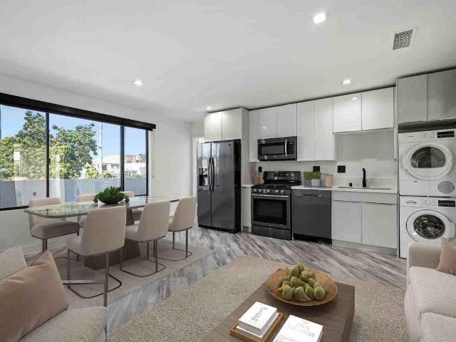 3 Bedroom Apartment for Rent at 955 North Oxford Avenue #5, Los Angeles, CA 90029 Hollywood Studio District