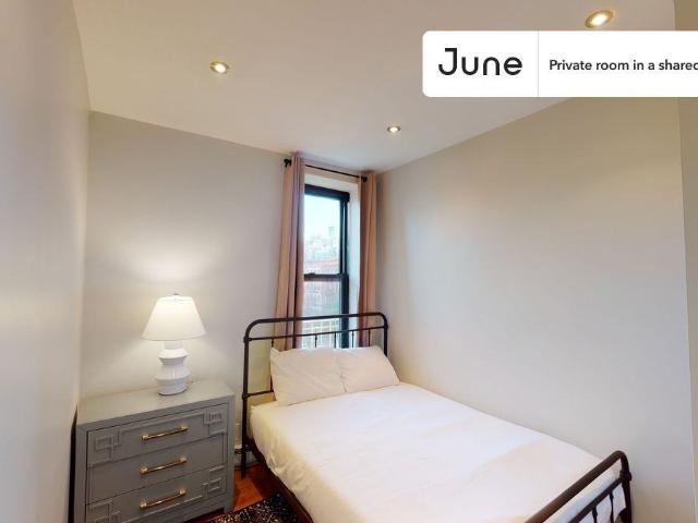 3 Bedroom Apartment for Rent at 961 Columbus Ave #C, New York, NY 10025 Upper West Side