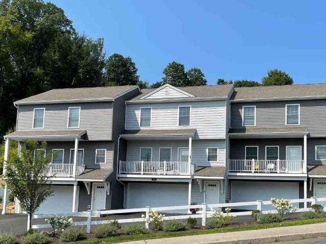 3 Bedroom Apartment for Rent at 98 Hospital Ave #2, Danbury, CT 06810
