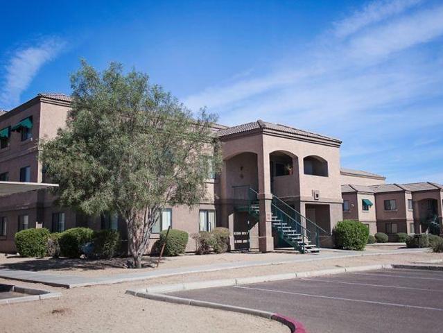 3 Bedroom Apartment for Rent at 915 W Alta Vista Rd, Phoenix, AZ 85041