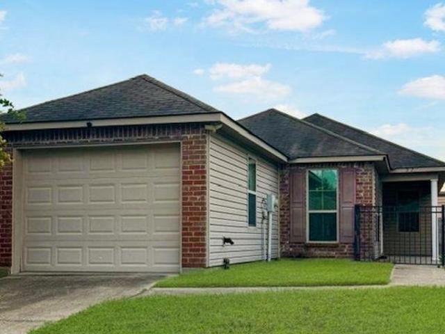 3 Bedroom Apartment for Rent at 923 Sedona Pines Dr, Baton Rouge, LA 70816 Broadmoor Sherwood