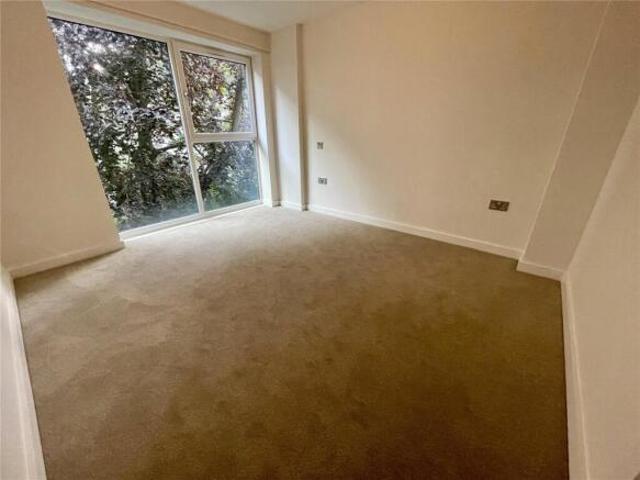 3 bedroom apartment for rent in Madeira Road, Bournemouth, Dorset, BH1